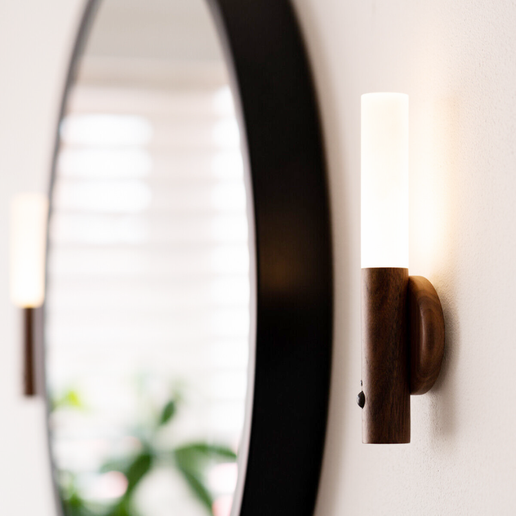 Magnetic Wooden Wall Light – Klarako